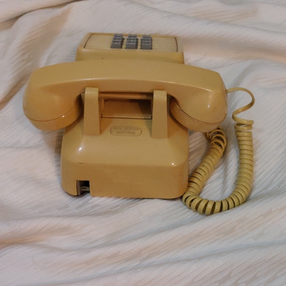 Vintage | Other | Throwback Landline Phone | Poshmark